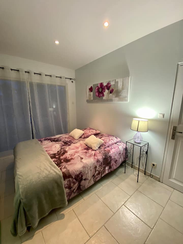 Chambre Privée Indépendante, Piscine, P.dej Inclus - Saint-Saturnin-lès-Apt