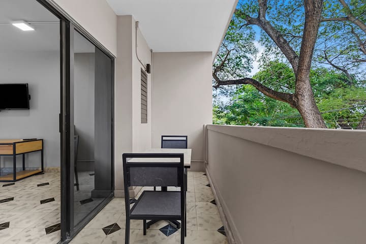 Suite Triple Con Balcón - Mérida