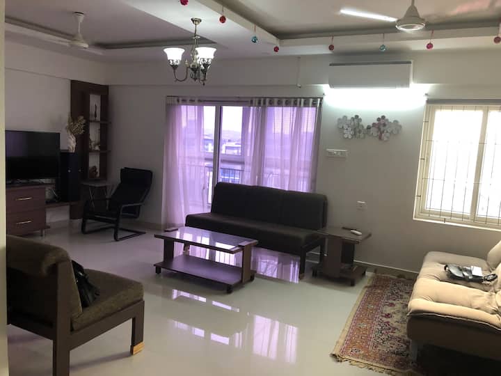 Luxury Furnished Flat At Hilltop - Mangaluru
