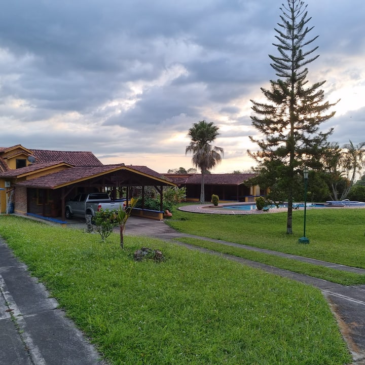 Finca En Pereira. - Valle del Cauca