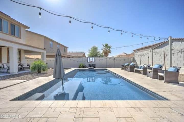 Spacious Poolside Oasis! 7 New Beds, Sleeps 14. - Estrella Mountain Regional Park, Goodyear