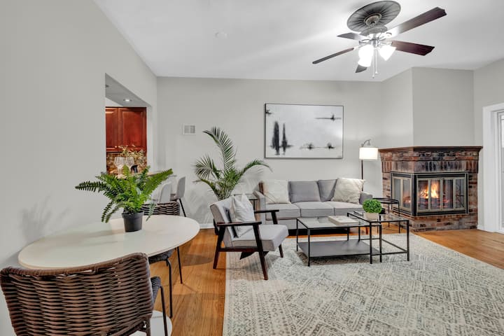 Cozy Contemporary Home In Center City - Philadelphia, PA