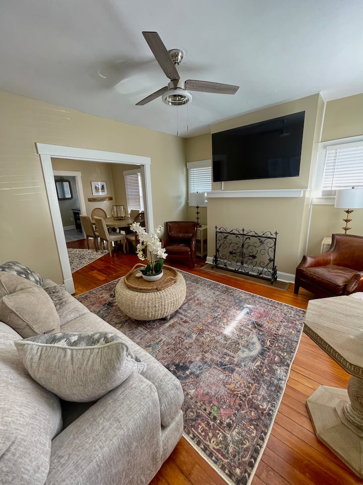 Adorable Aurora- Best Location In Lexington! - Lexington, KY