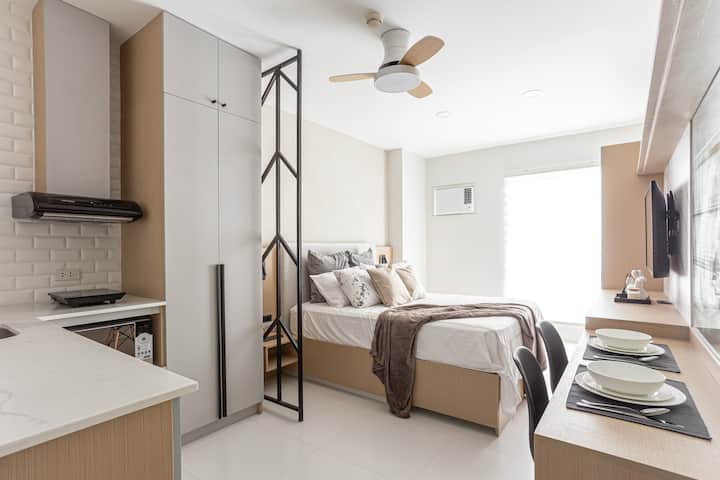 Stylish And Luxurious Studio In Cebu It Park - Cebu