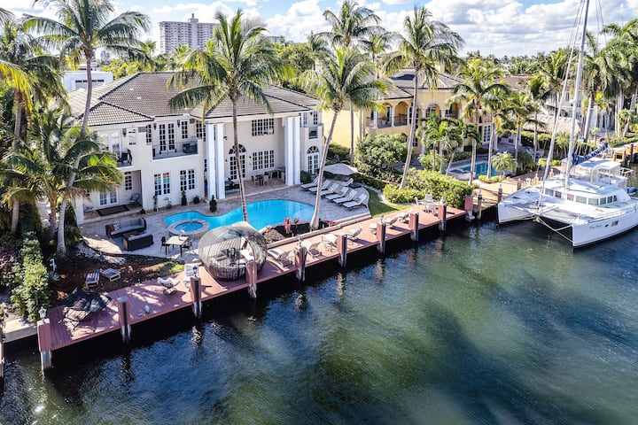 Casa Bella Vita, Luxury In Seven Aisles - The Bahamas