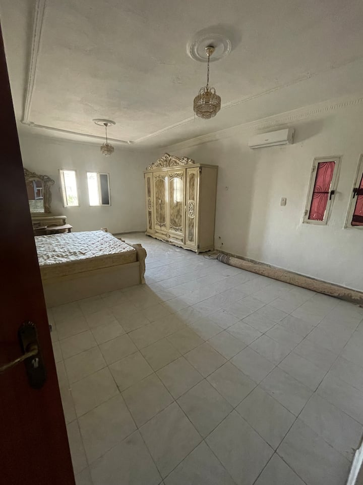 Maison Sécurisée Et Au Calme. - Nouakchott