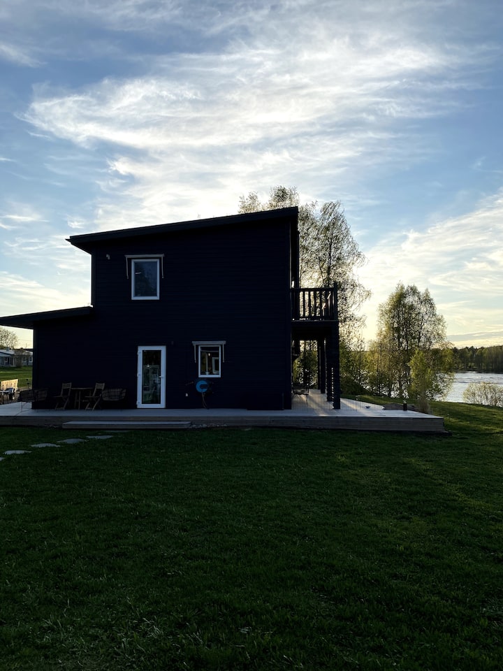 Villa Med Bastu Vid Kalixälven - Kalix