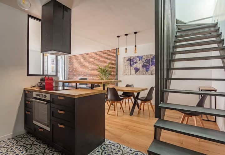 Appartement T3 En Duplex Au Coeur De Bayonne - Bayona, Francia