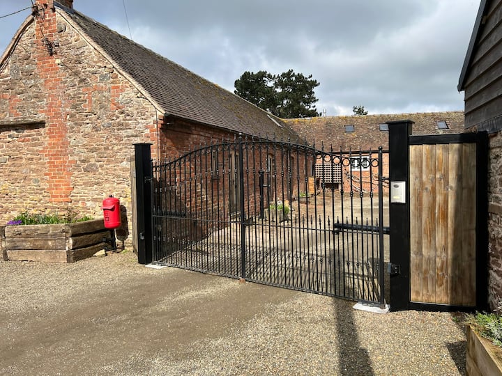 Home Farm Barns - Bridgnorth