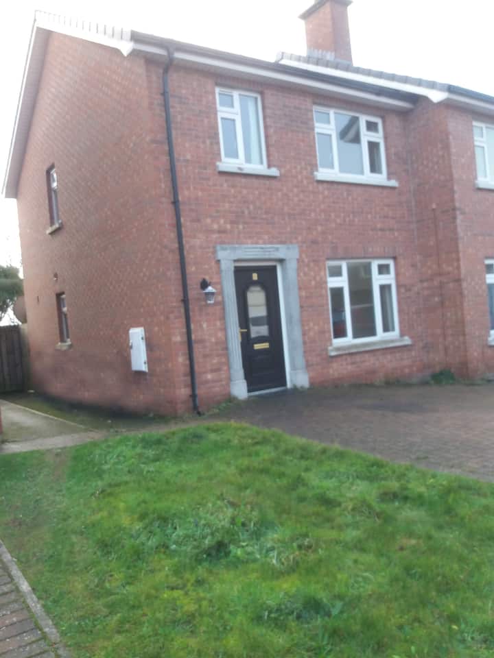 3 Bedroom-oil Heating-pets Welcome-£778 Month - Annalong