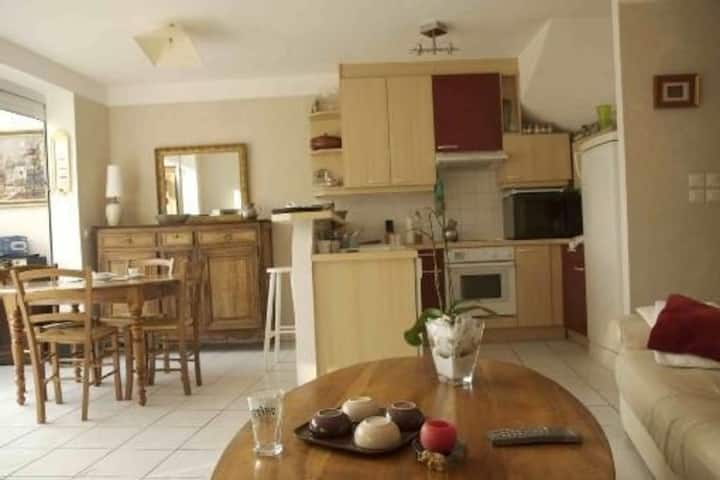 1 Chambre Dans Maison à 100 M Du Lac - Meer van Annecy