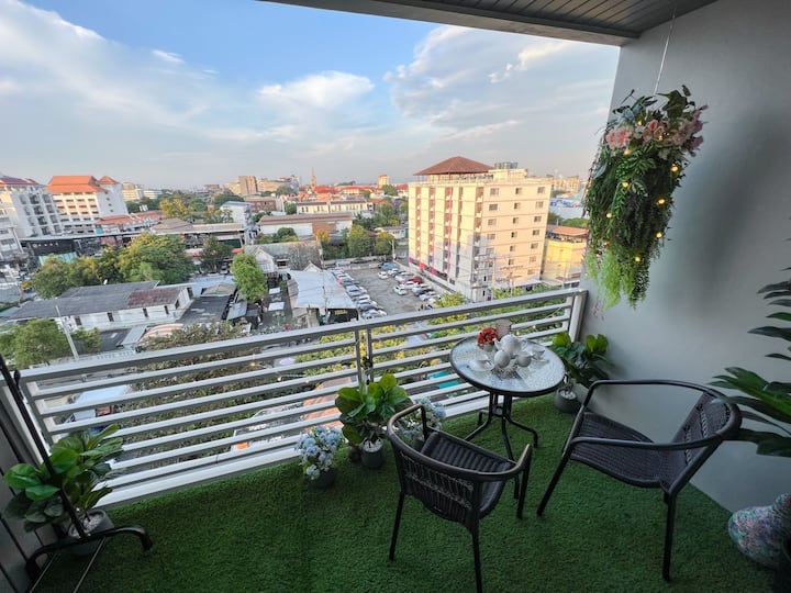 Bright Room Studio @Nimman (Top Floor, Best View3) - Chiang Mai