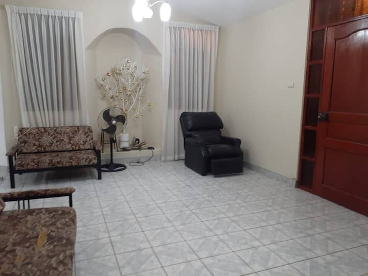 Casa Amplia En Santa Rosa - Santa Rosa