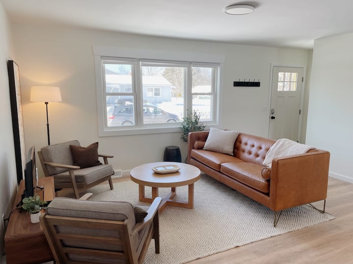Chic & Central Home - Near Btv! - Burlington, VT