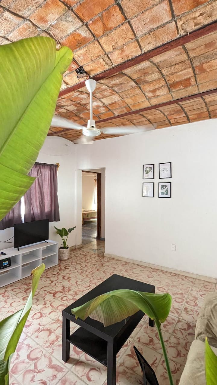 Bungalow En Centro De Guayabitos, A 70m De Playa - Los Ayala