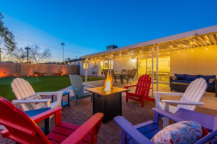 Relaxing 3 King Bed Resort Home - Scottsdale, AZ