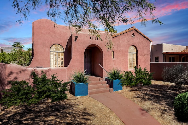Mesquite Manor: Historic 3bd Home Near Uofa & Umc - Tucson, AZ