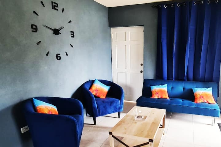 Aztecka Blue-the Serene Apartments At Regency Park - Bridgetown