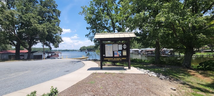 New! Lake Tillery Area, Uwharrie - Lake Tillery, NC