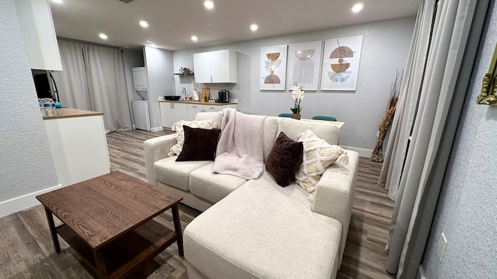 Chic Villa In Lakeland *No Cleaning Fee* - Lakeland, FL