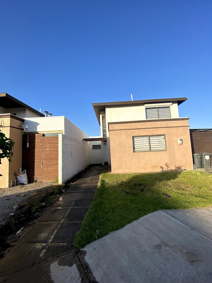Casa En La Serena (Condominio) - Coquimbo, Chile