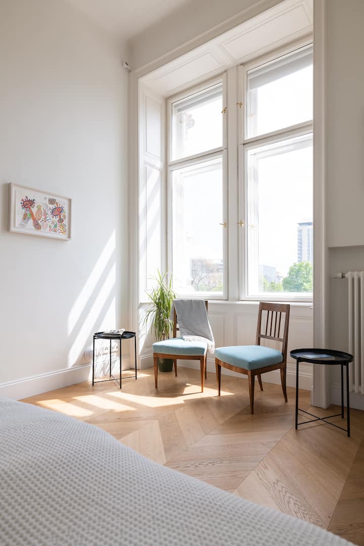 Renovated Historic Apartment In City Center - Wien