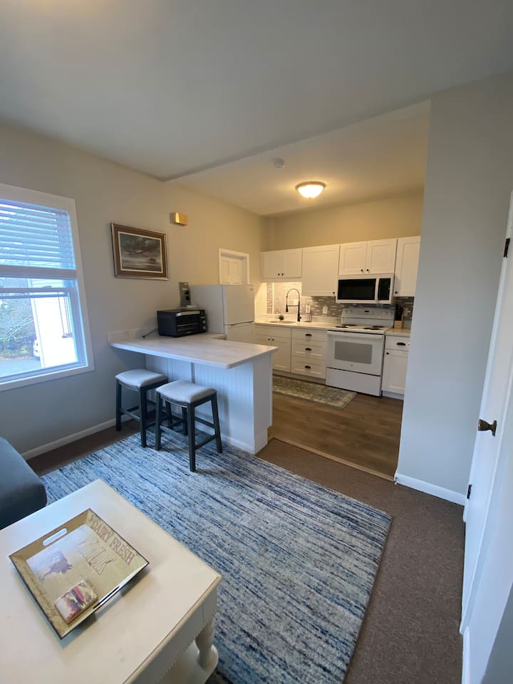 Narragansett Pier Pied-a-terre - Narragansett, RI