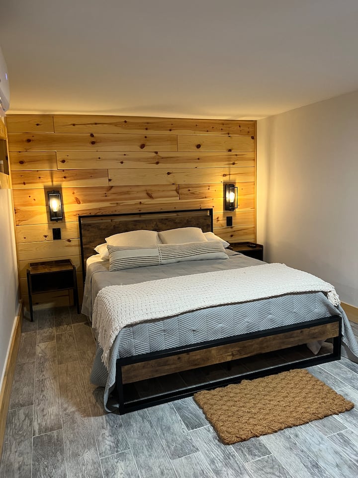 The Traveler’s Nook - Oklahoma City, OK