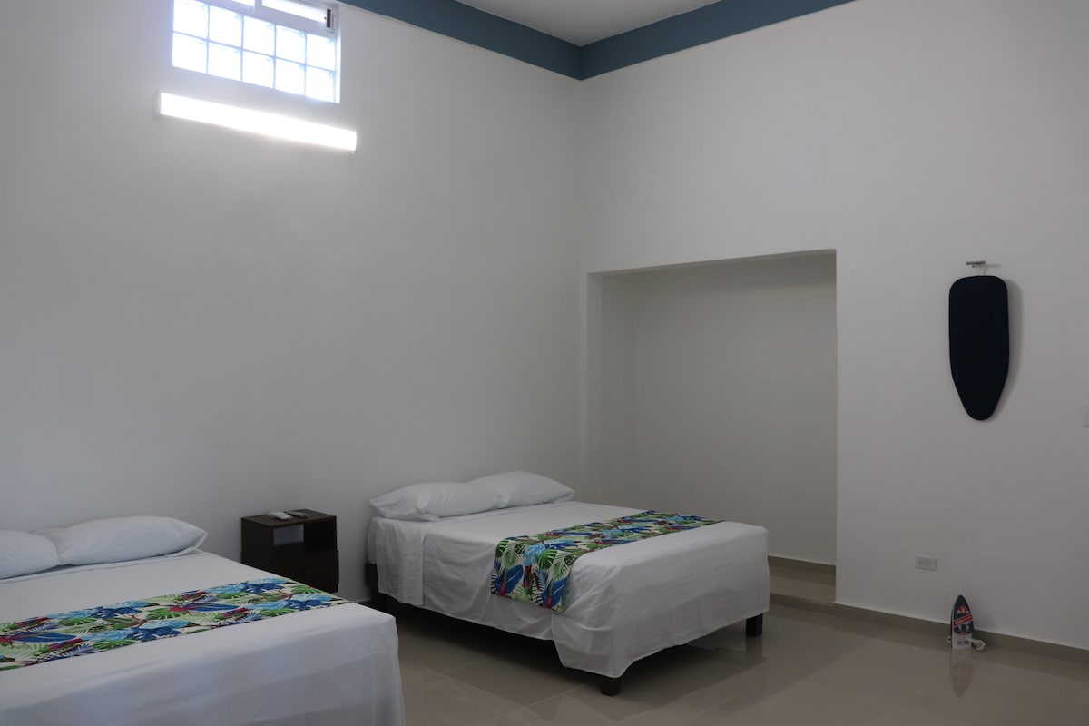 Isla Mujeres -2 Rooms Blue House with Divine Viewpoint. - Houses for ...