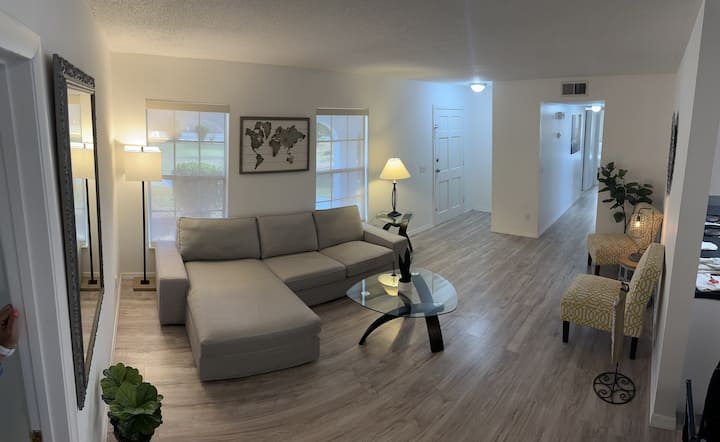 Cozy Home In Longwood Near Orlando & Themes Park - Altamonte Springs, FL