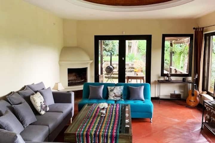 Casa Palma. Stunning Views Of Antigua & Volcano's. - Sumpango