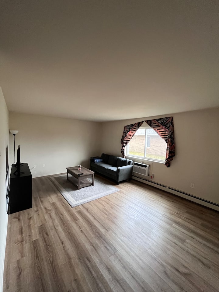 Spacious 1-bed/bath By The Beach - Red Bank, NJ