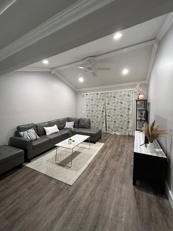 Renovated Townhome By The Bay - Panama City, FL