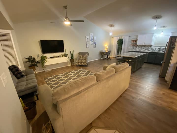 5 Beds, Gym, Work Space - Santa Fe Lake, Augusta