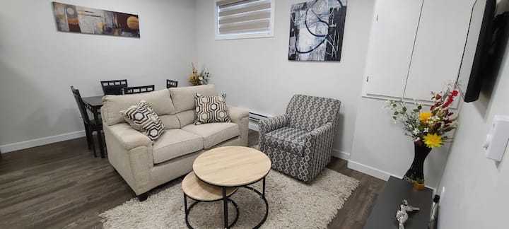 Nestliz Cozy Retreat Guest Suite - Saskatoon