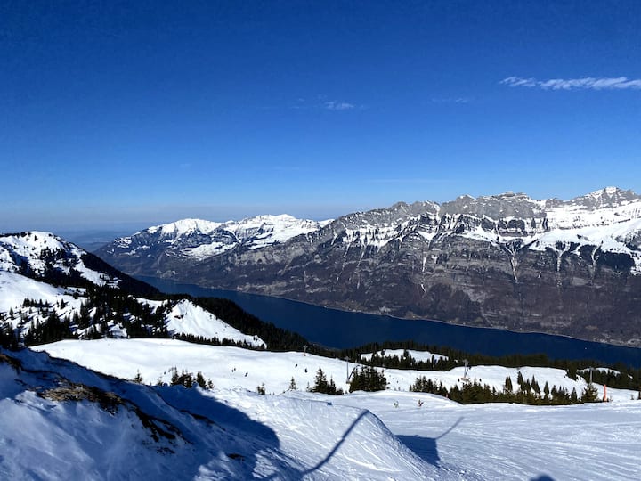 Wellness Und Panoramablick Auf Berge Und Walensee - Amden