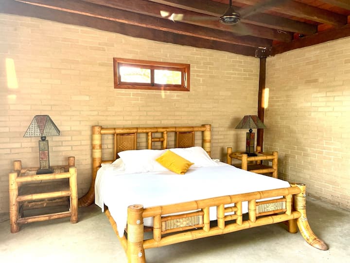 Villa Campestre Cerca Parque Del Café 4 Huéspedes - Montenegro