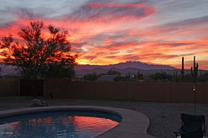 Winter Getaway, Come Escape With A Pool! - Fountain Hills, AZ