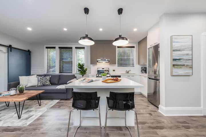 1 Bed+office+backyard Private Unit In High Park - Toronto