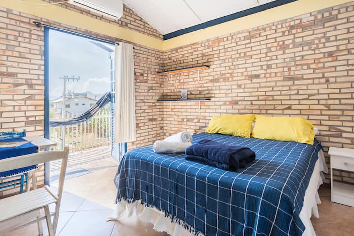 Suíte 2° Andar Prox Rosa. - Imbituba