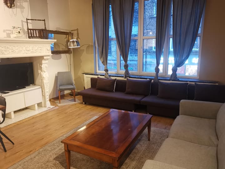 House Van Hecke (6 Bedrooms) - Brasschaat