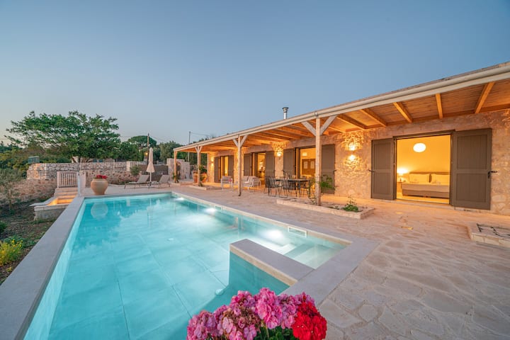 New Stone Villa Poppy ,Sunset View! - Fiskardo