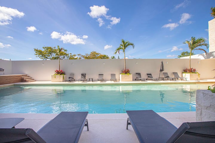 Luxury Condo Downtown Cancun Big Pool & Fast Wi-fi - Cancún