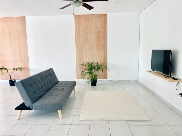 Familiar Departamento Amplio Y Bello - Playa del Carmen