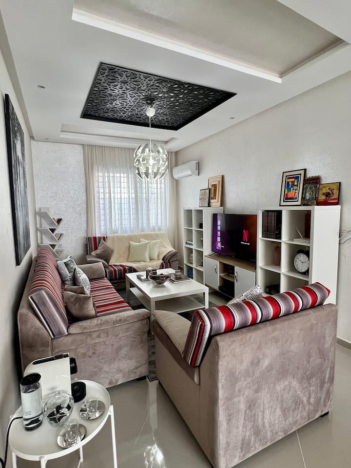 Modern Apartment In Rabat Center - Free Parking - Rabat