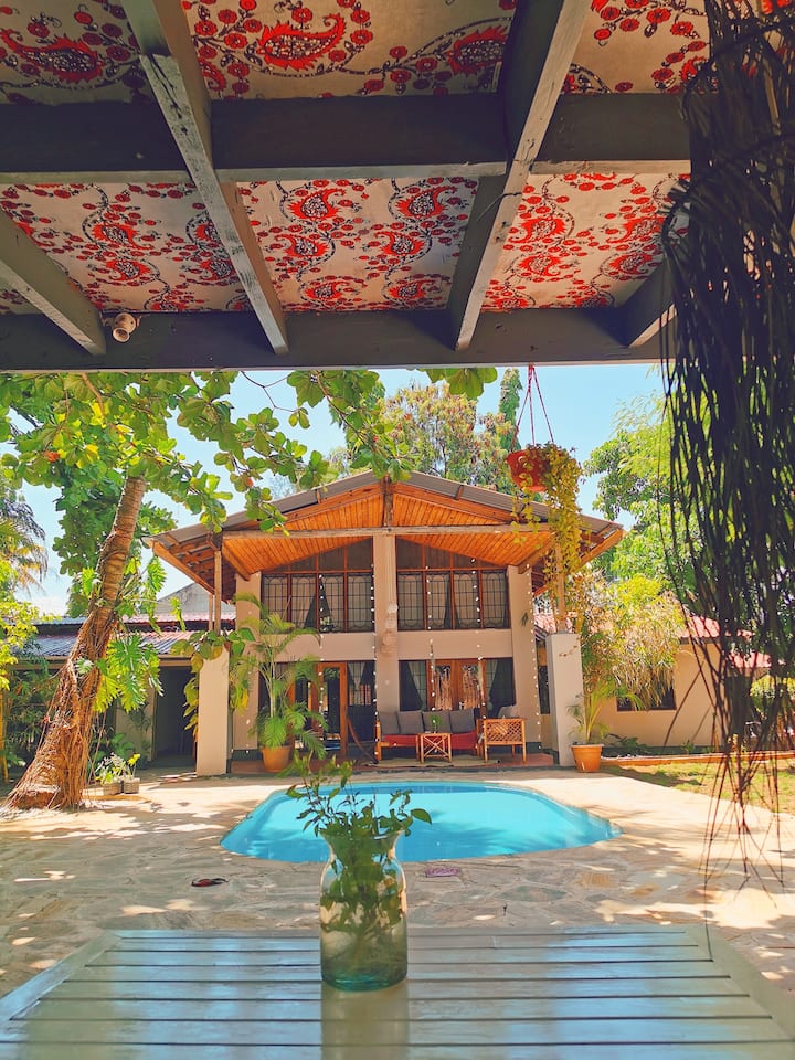 Zanna’s Mikoko Vibes - Tanzania