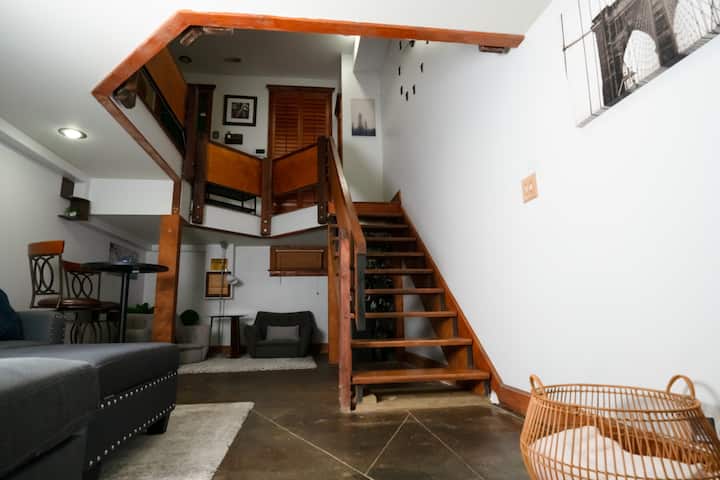Stunning Home Near Hopkins, Fells Point & Downtown - Baltimore, MD