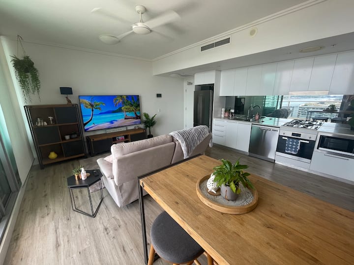 Entire Restort Style Apartment - Brisbane