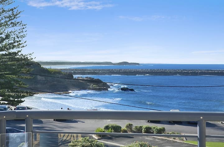 2bd Ocean View Top Floor Apt @ The Cove - Yamba