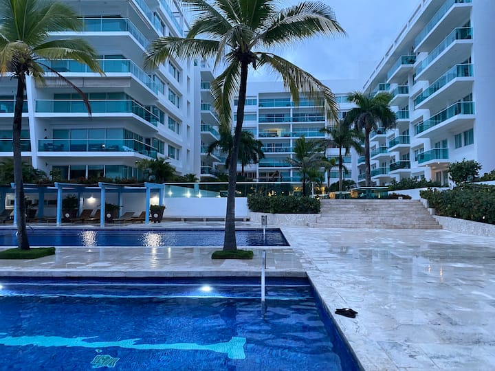 Enjoy Direct Beach Pools - Cartagena de Indias